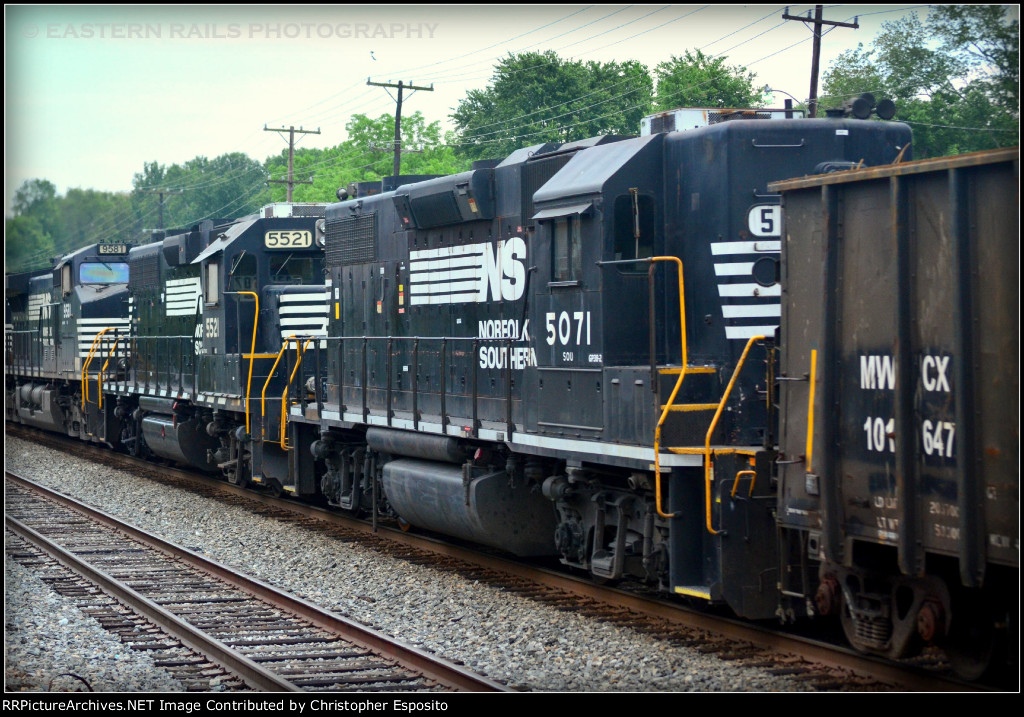 NS GP38-2 5071 on 337